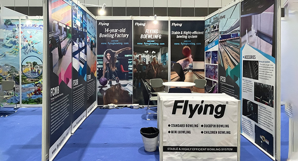 Flying Duckpin Bowling at AAA Expo - Trend Leader in Bowling Equipment