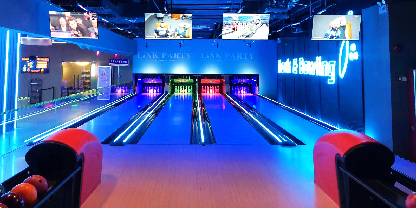Professional bowling equipment, Bowling alley manufacturers | Flying